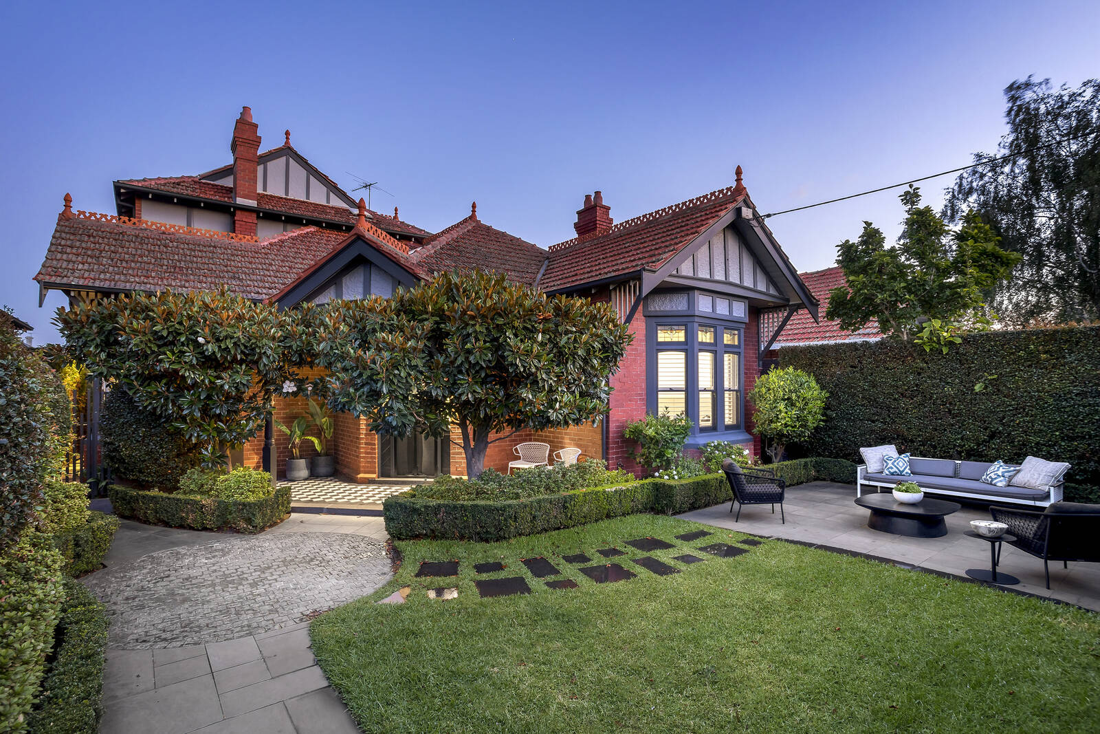 Biggin & Scott - 15 Carre Street, Elsternwick 3185