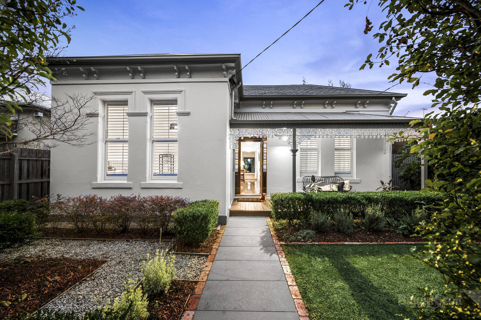 Biggin & Scott - 2 Long Street, Elsternwick 3185